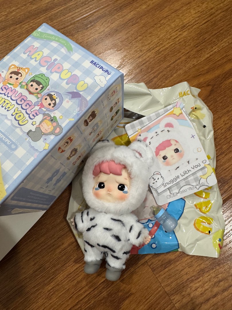 Popmart Hacipupu Snuggle With You - Cute Tiger Club, Hobbies & Toys ...