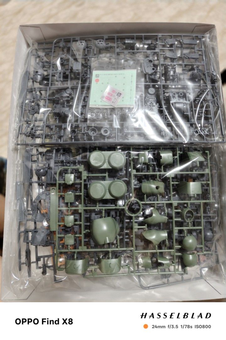 Bandai MG MS-06 Zaku II Ver. 2.0 Model Kit, Hobbies & Toys, Toys ...