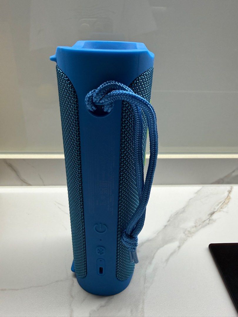 Creative MUVO GO BlueTooth 5.3 Speaker, Audio, Soundbars, Speakers & Amplifiers on Carousell