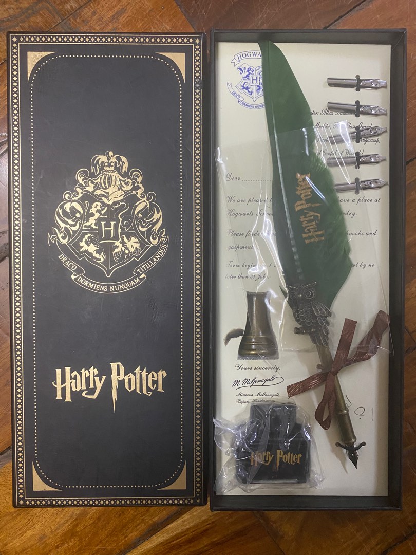 Harry Potter Magic Academy Feather Pen Set Gift Box Carved Pen Water ...