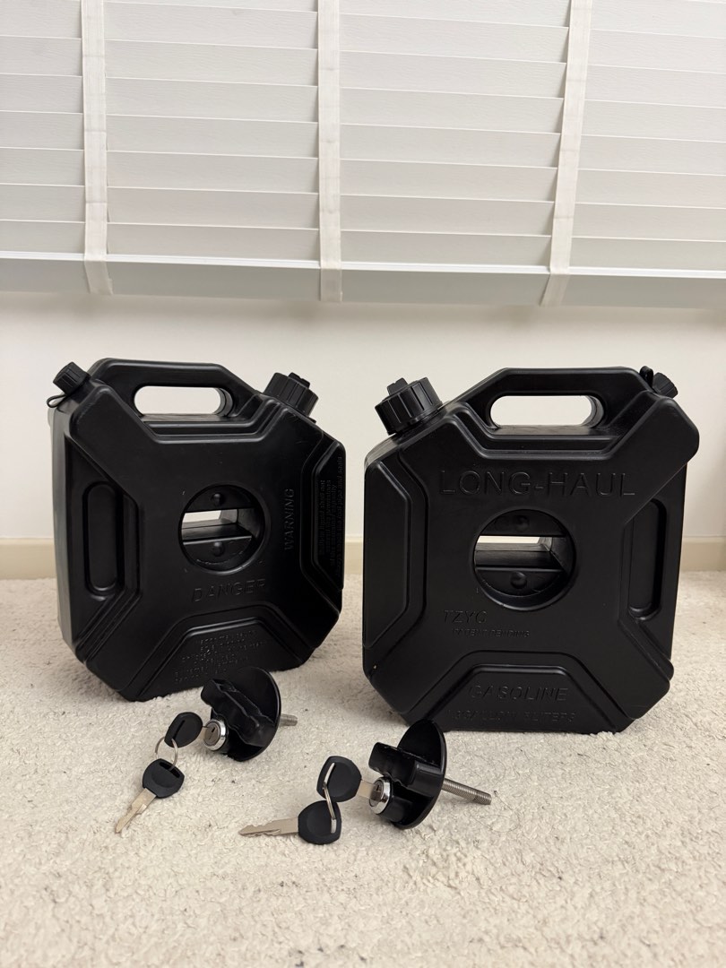 Long Haul 5L Gasoline Fuel Cans with Locks, Motorcycles, Motorcycle ...