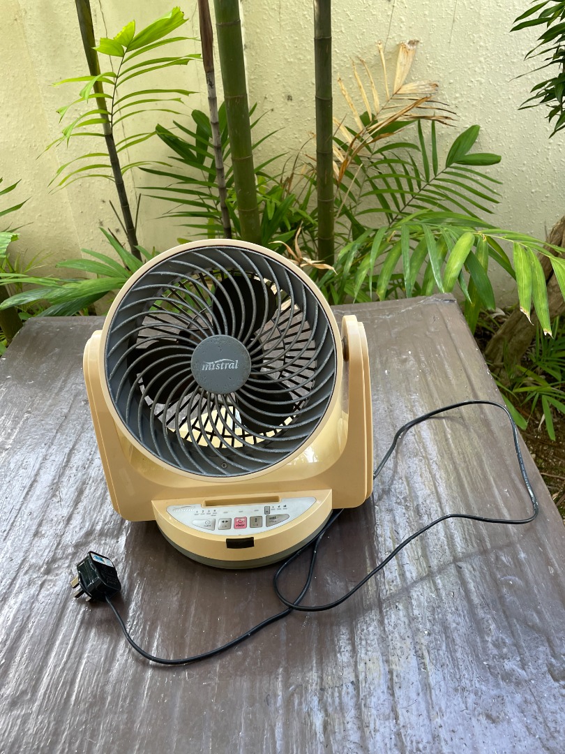Mistral High Velocity Fan. 55W. Model MHV800R. Fan in good working ...