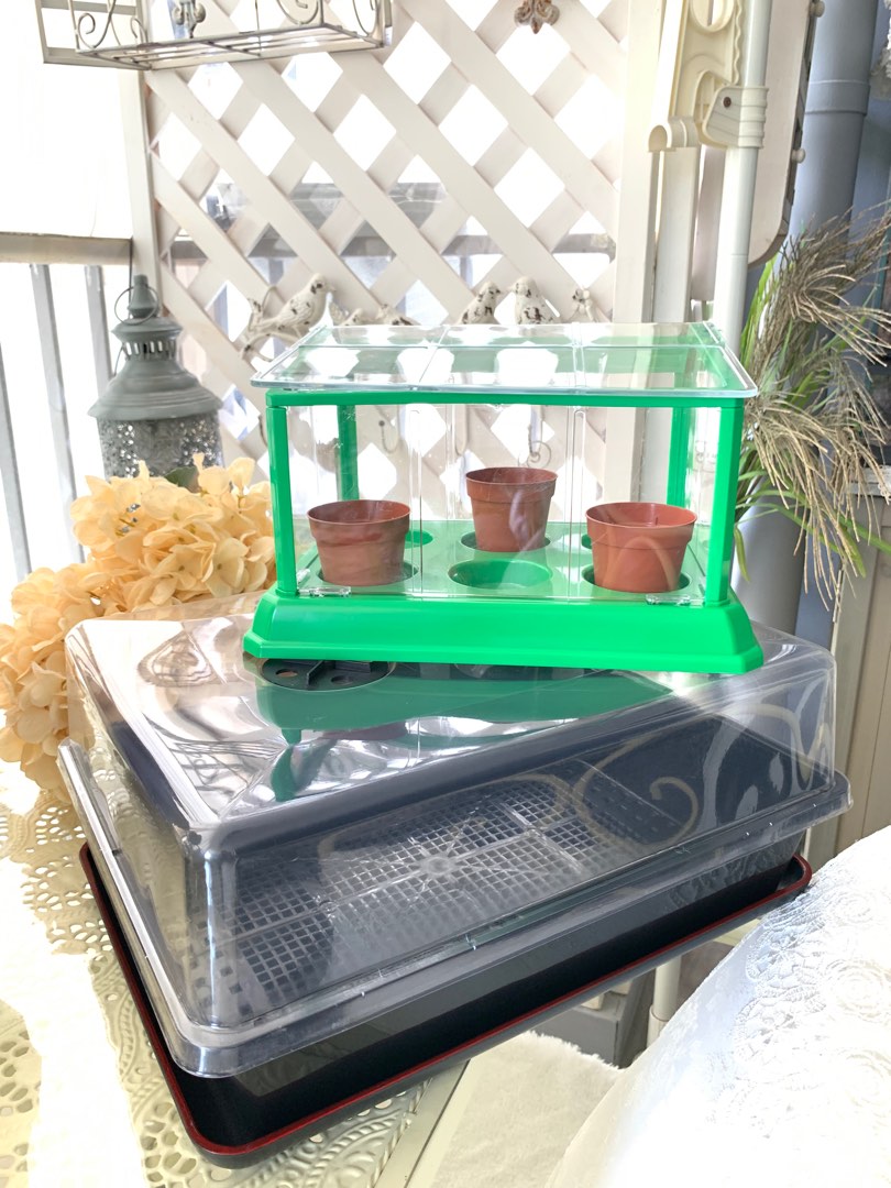 Propagation box and green house 2 for $14 refer to pics and ...
