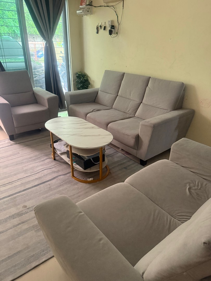 SET SOFA 3+2+1 SEATER + MEJA KOPI, Furniture & Home Living, Furniture ...