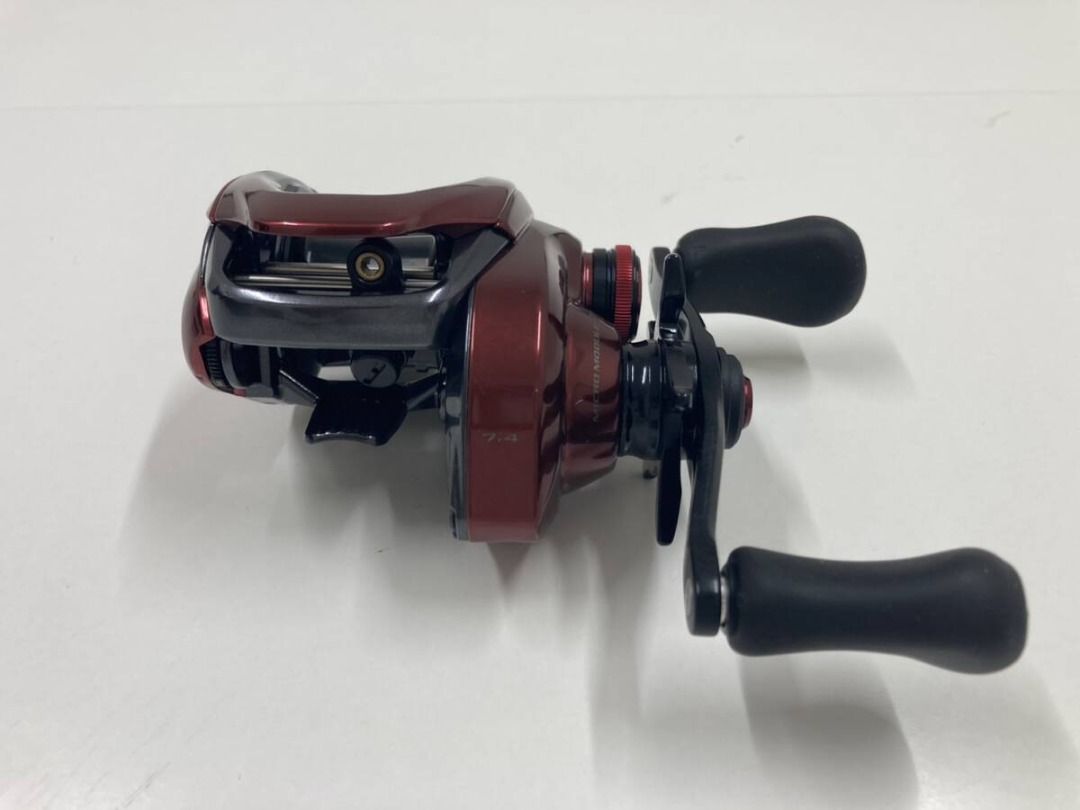 Shimano unused 19 Scorpion MGL 151HG, Sports Equipment, Fishing on ...