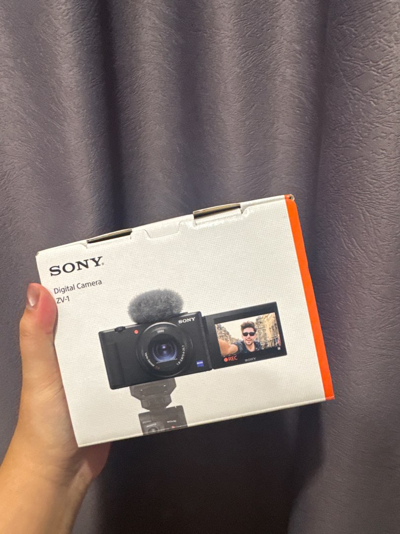 SONY ZV1, Photography, Cameras on Carousell