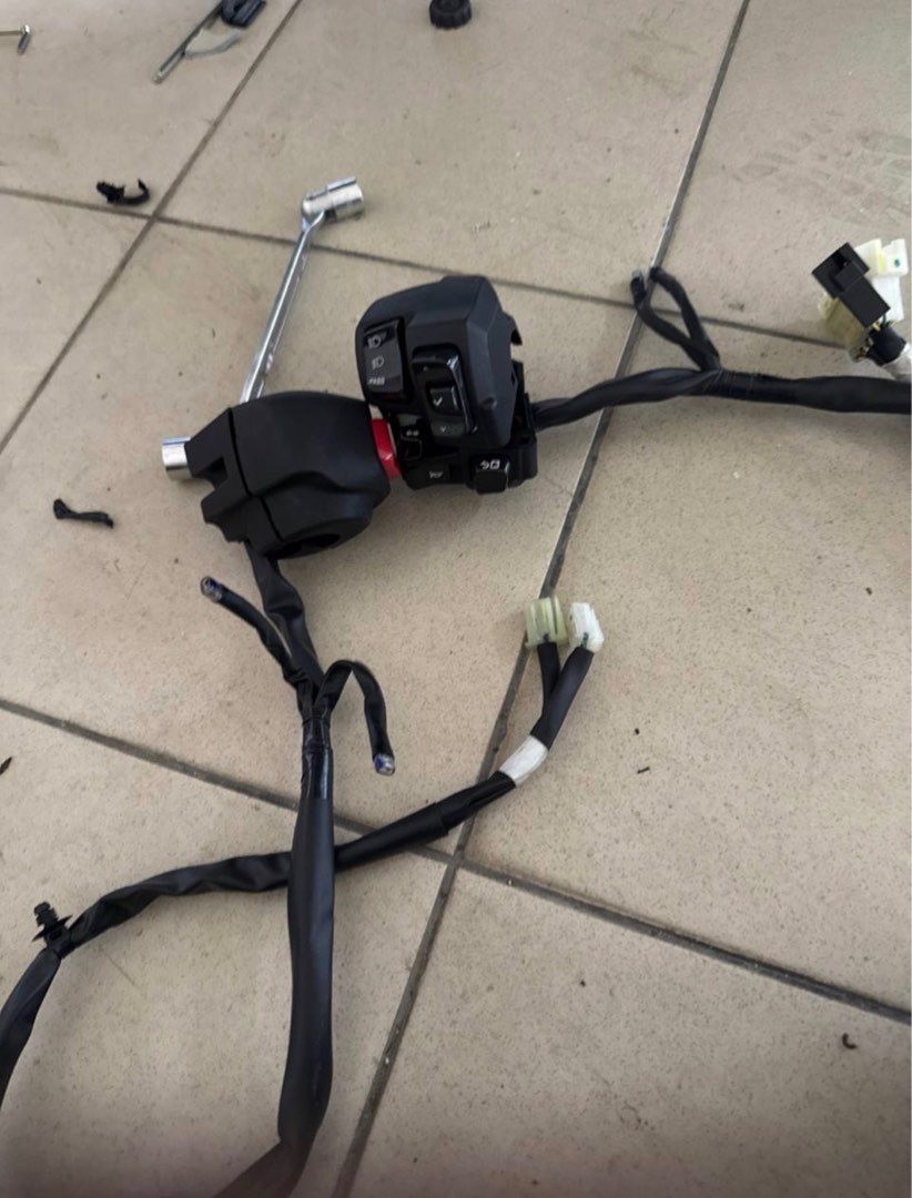 Xmax v2 switch, Motorcycles, Motorcycle Accessories on Carousell
