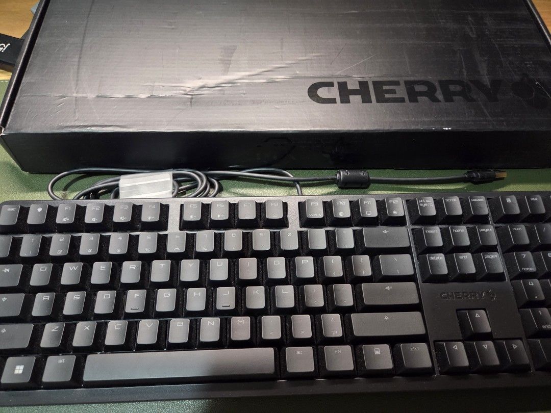 Mechanical RGB Keyboard Cherry 3000s TKL (109), Computers & Tech, Parts ...