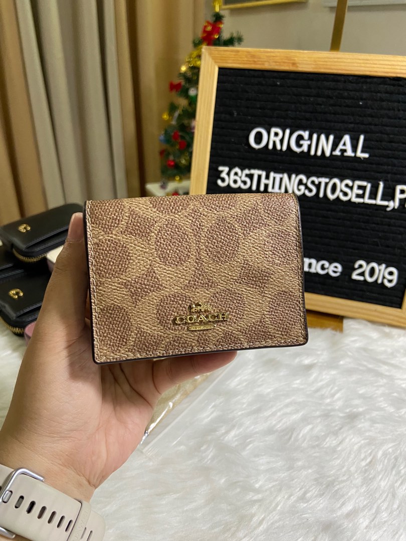 Coach Signature Small Wallet, Women's Fashion, Bags & Wallets, Wallets ...