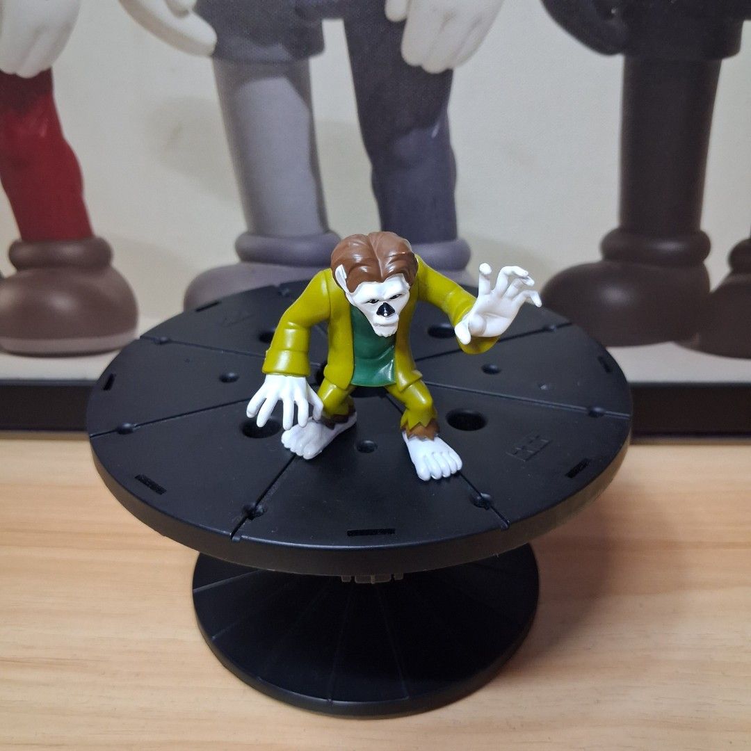 Hanna Barbera Scooby Doo Wolfman Ghost Figure Collection, Hobbies ...