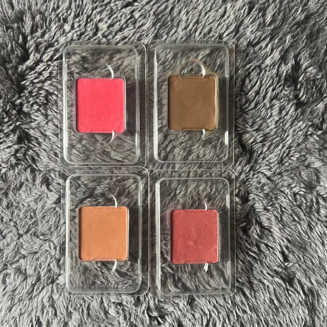 Issy Pressed Velvet Inserts - Tantrum Palette, Beauty & Personal Care ...
