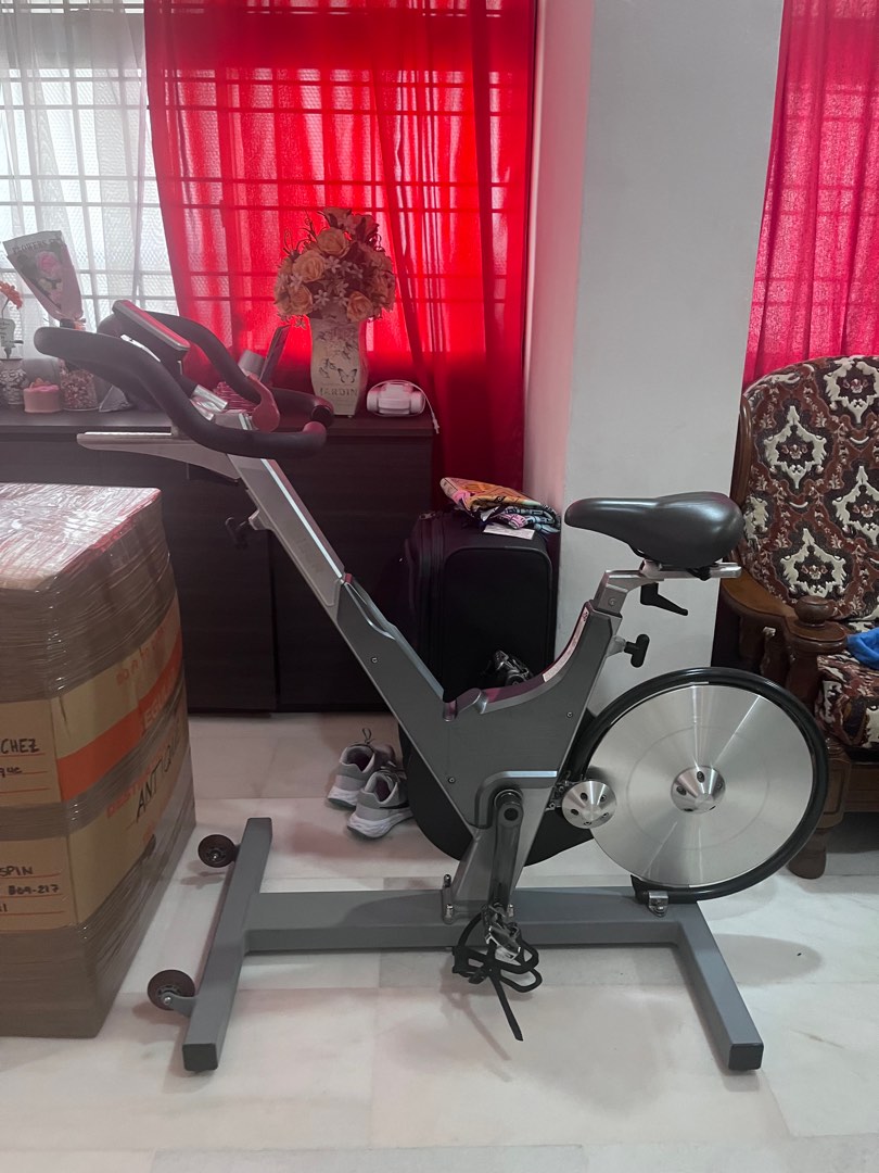 Keiser M3 Indoor Cycle Exercise Bike, Sports Equipment, Exercise ...