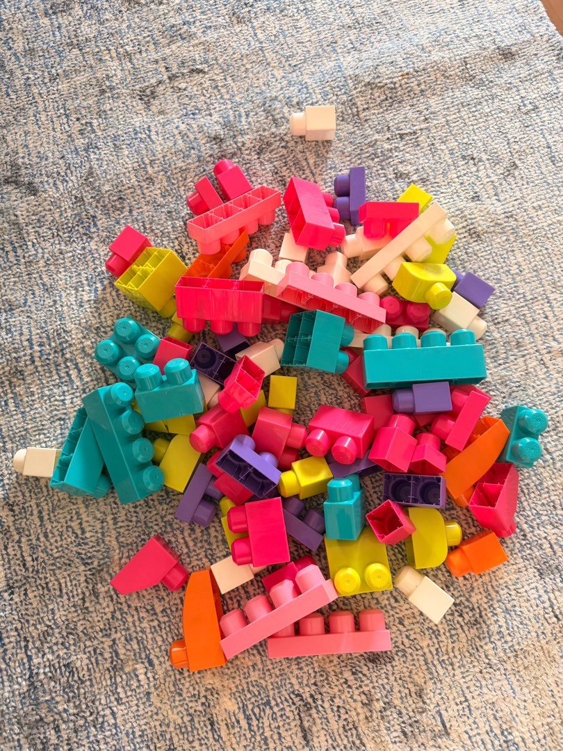 Mega Bloks Building Blocks, Hobbies & Toys, Toys & Games on Carousell