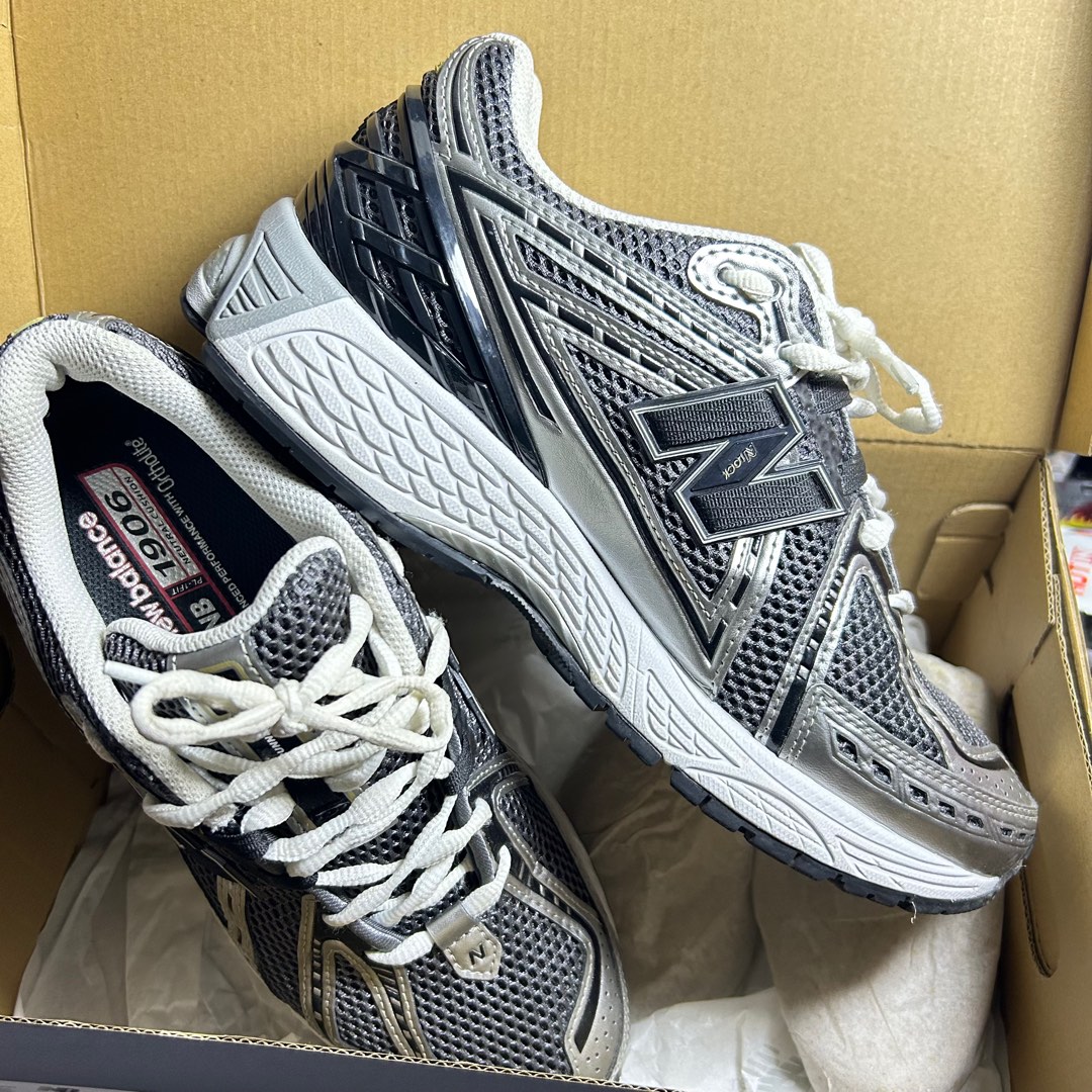 New Balance 1906 R Silver Black, Fesyen Pria, Sepatu , Sneakers di ...