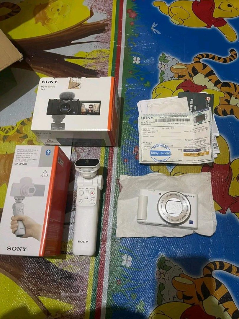 SONY zV1 mARK 1 MULUS Lengkap, Fotografi di Carousell