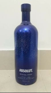 Absolut Original Vodka Limited Edition 1L set of 2, Hobbies & Toys ...
