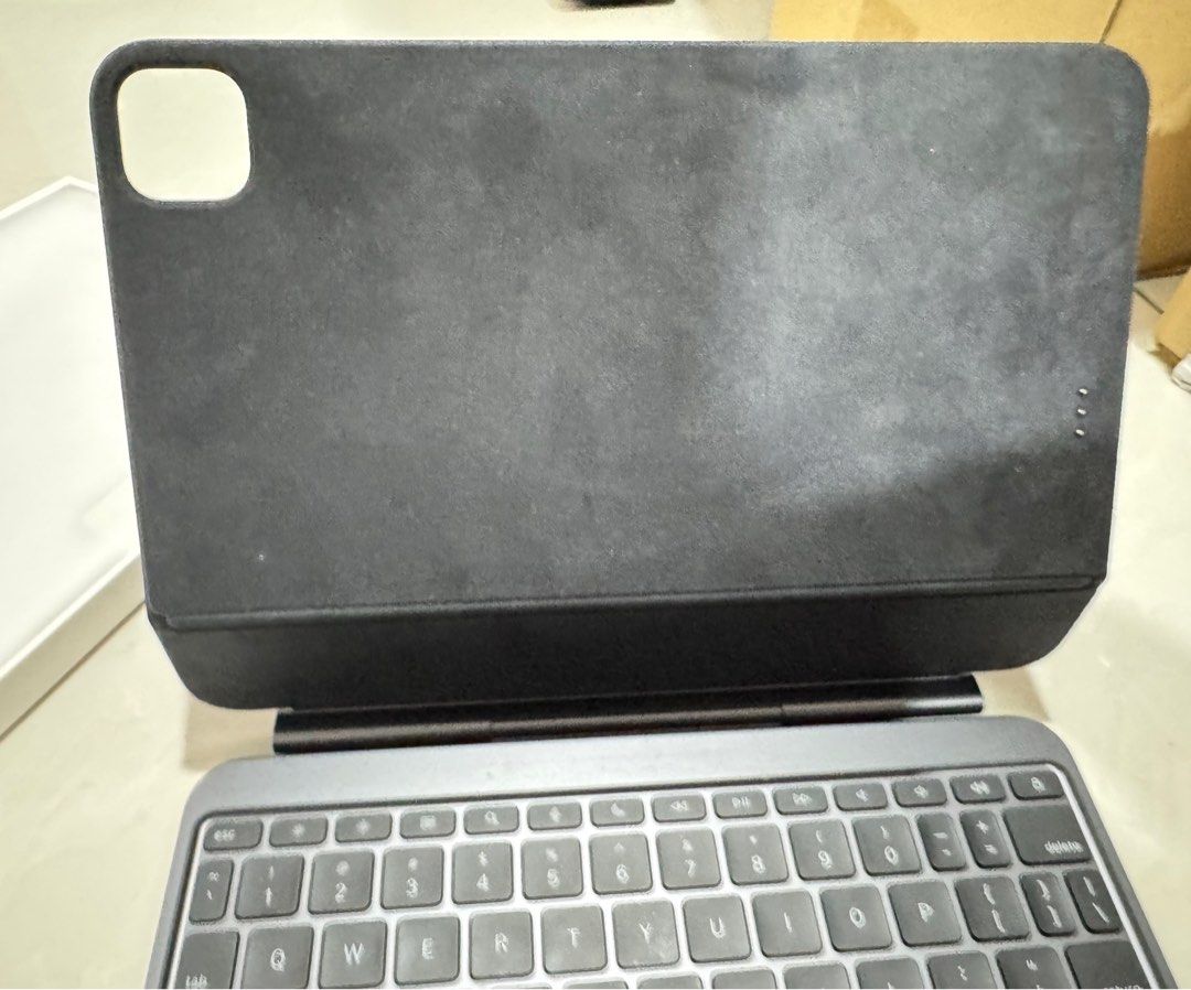 Apple Magic Keyboard for iPad Pro M4, M5 & above (11 inch), Mobile ...