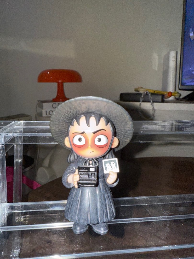 Beetlejuice Lydia Deetz Original Pop Mart, Hobbies & Toys, Collectibles ...