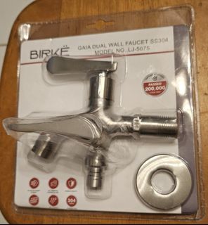 Pozzi Two Piece Watercloset toilet set, Furniture & Home Living ...