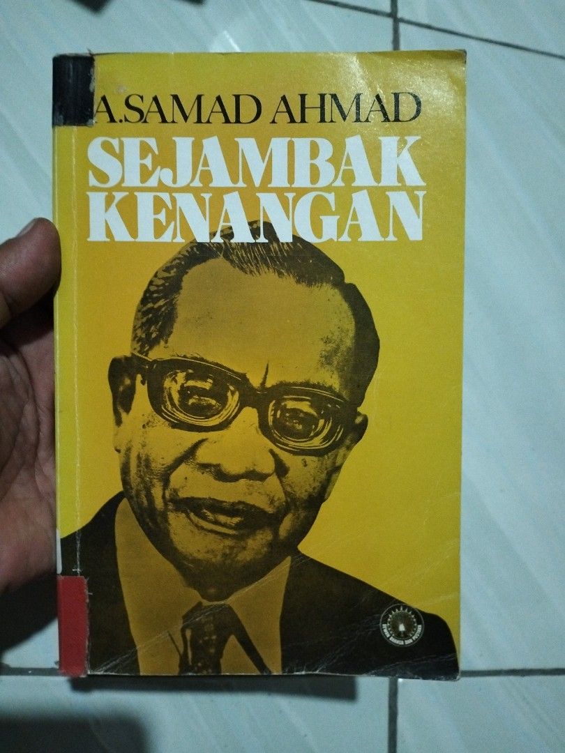Buku lama - a.samad ahmad sejambak kenangan 1981, Hobbies & Toys, Books ...