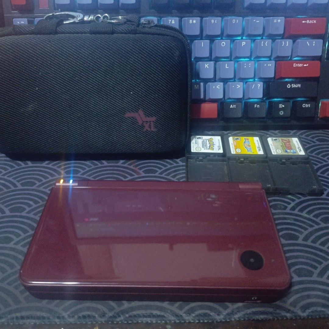 Nintendo DSi XL (Burgundy) CFW Soft Modded, Video Gaming, Video Game ...