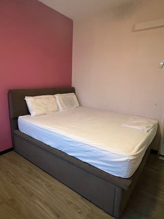 100% Latex - Queen Size, Furniture & Home Living, Furniture, Bed Frames ...