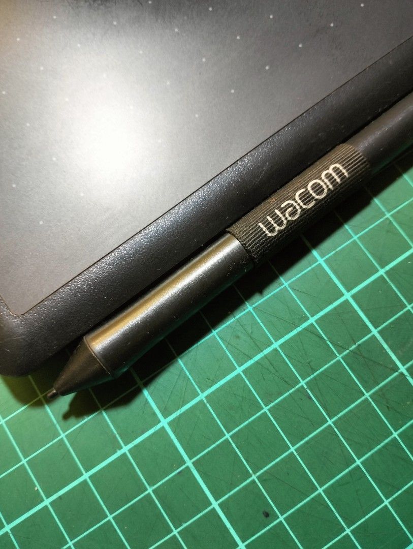 Wacom One by Wacom CTL-472 Pen Tablet, Computers & Tech, Parts ...