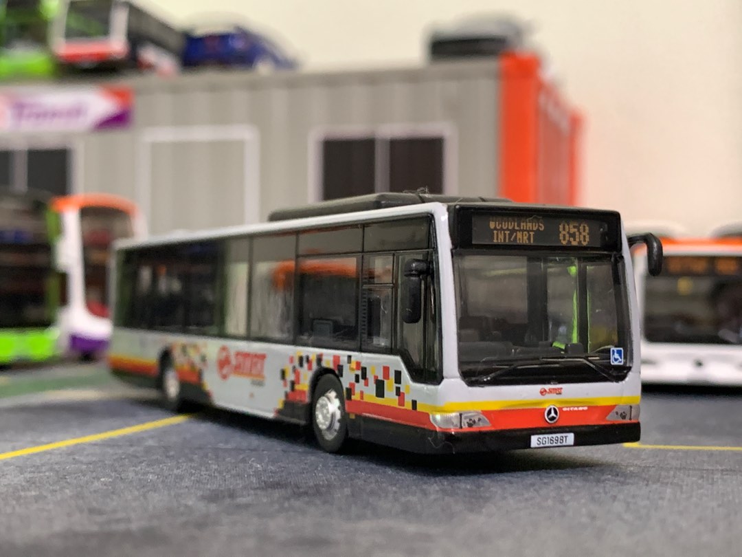 1/110 Masterpiece Collectibles SMRT Mercedes-Benz CITARO Bus pixel (Svc ...