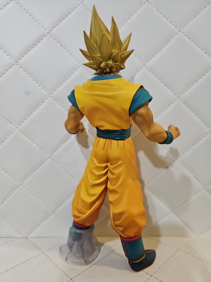 Banpresto Dragon Ball Z Bundle Master Star Piece MSP Super Siayan Son ...