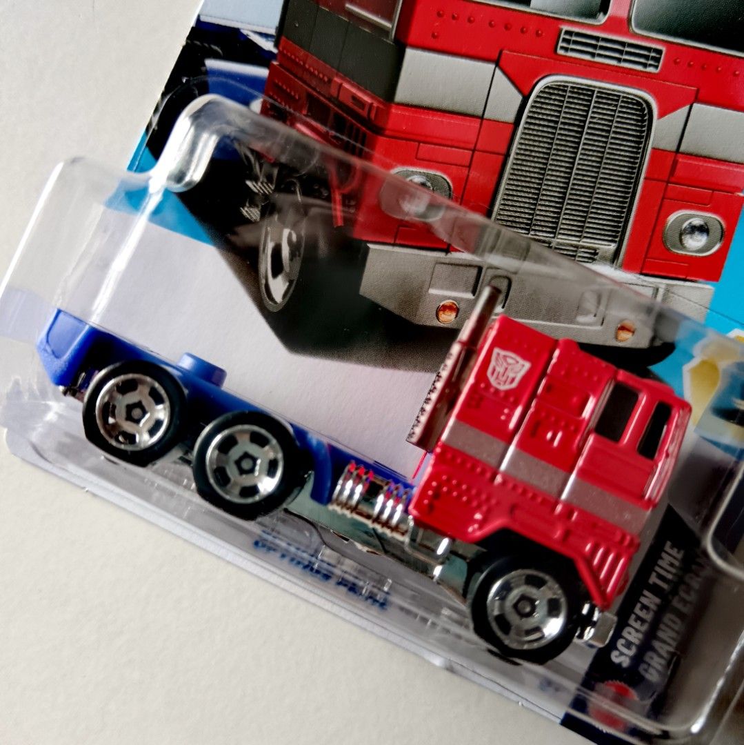 (Blister dented) HOT WHEELS CASE B 2026 Transformers Optimus Prime ...