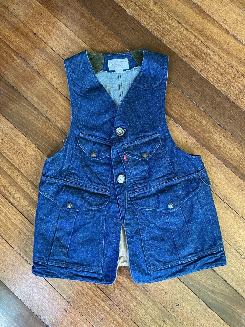Filson x Levis Cargo Utility Hunting Denim Vest, Men's Fashion, Coats ...