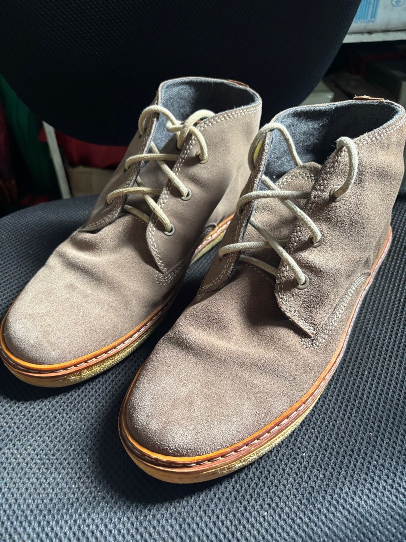 Fred Perry Suede Chukka Boots, Men's Fashion, Footwear, Boots on Carousell