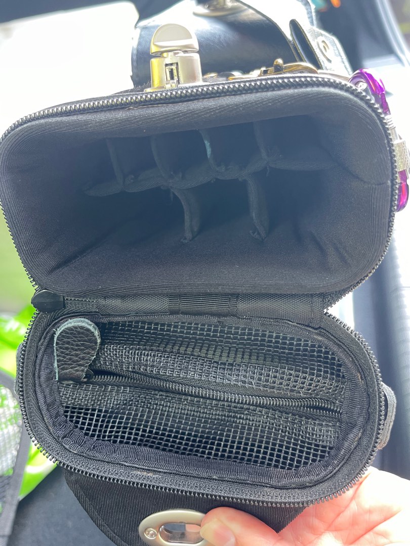 Mezz black leather Cue Case 3x5, Sports Equipment, Sports & Games ...