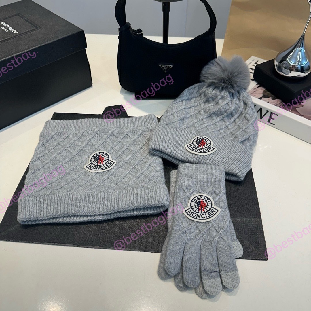 Moncler FallWinter 2025 Collection, Women's Fashion, Watches ...