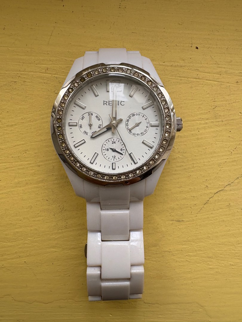 Relic watch, Women's Fashion, Watches & Accessories, Watches on Carousell