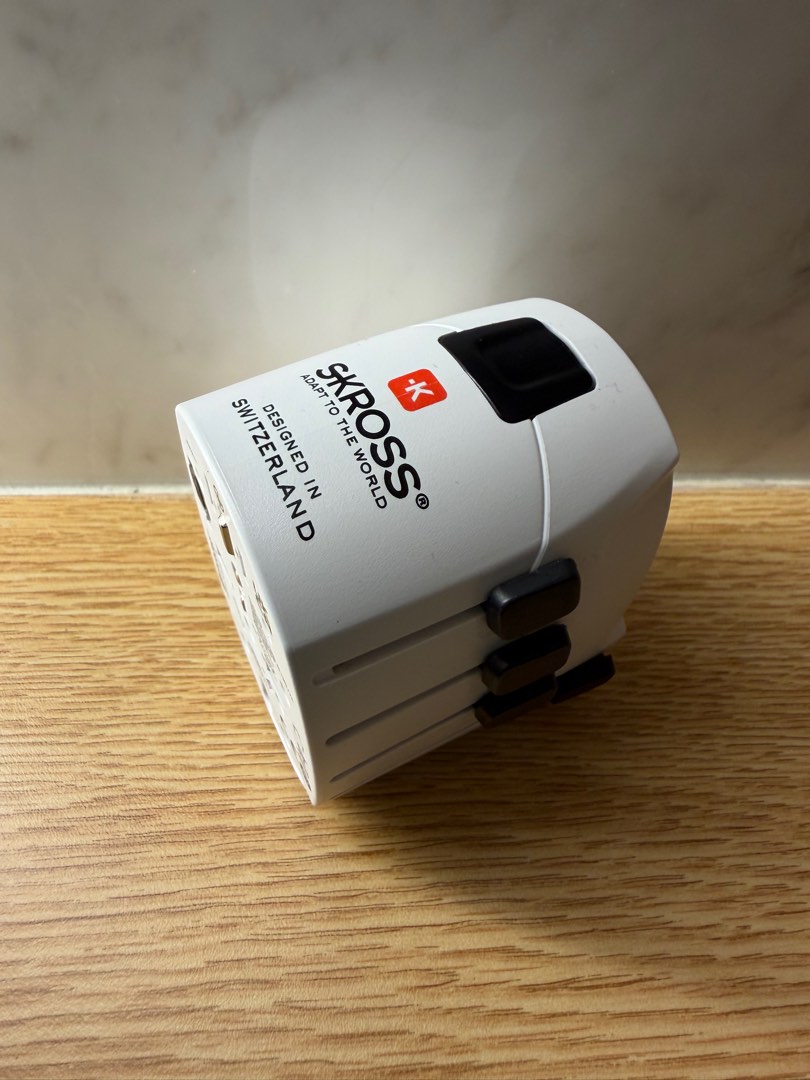 SKROSS PRO World Travel Adapter, Computers & Tech, Parts & Accessories ...