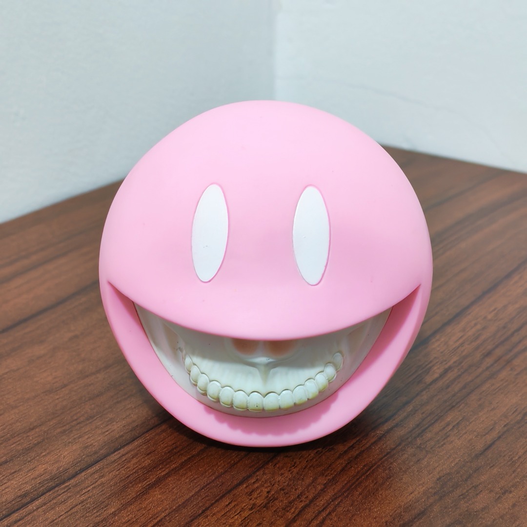 Smiley Grin Coin Bank Baby Pink Color by Ron English - Bootleg Art toy ...
