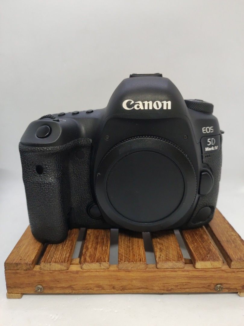 Canon EOS 5DIV / MK IV body., Photography, Cameras on Carousell