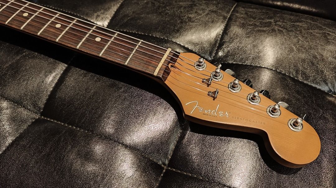 Fender American Standard Stratocaster 1997, Hobbies & Toys, Musical ...