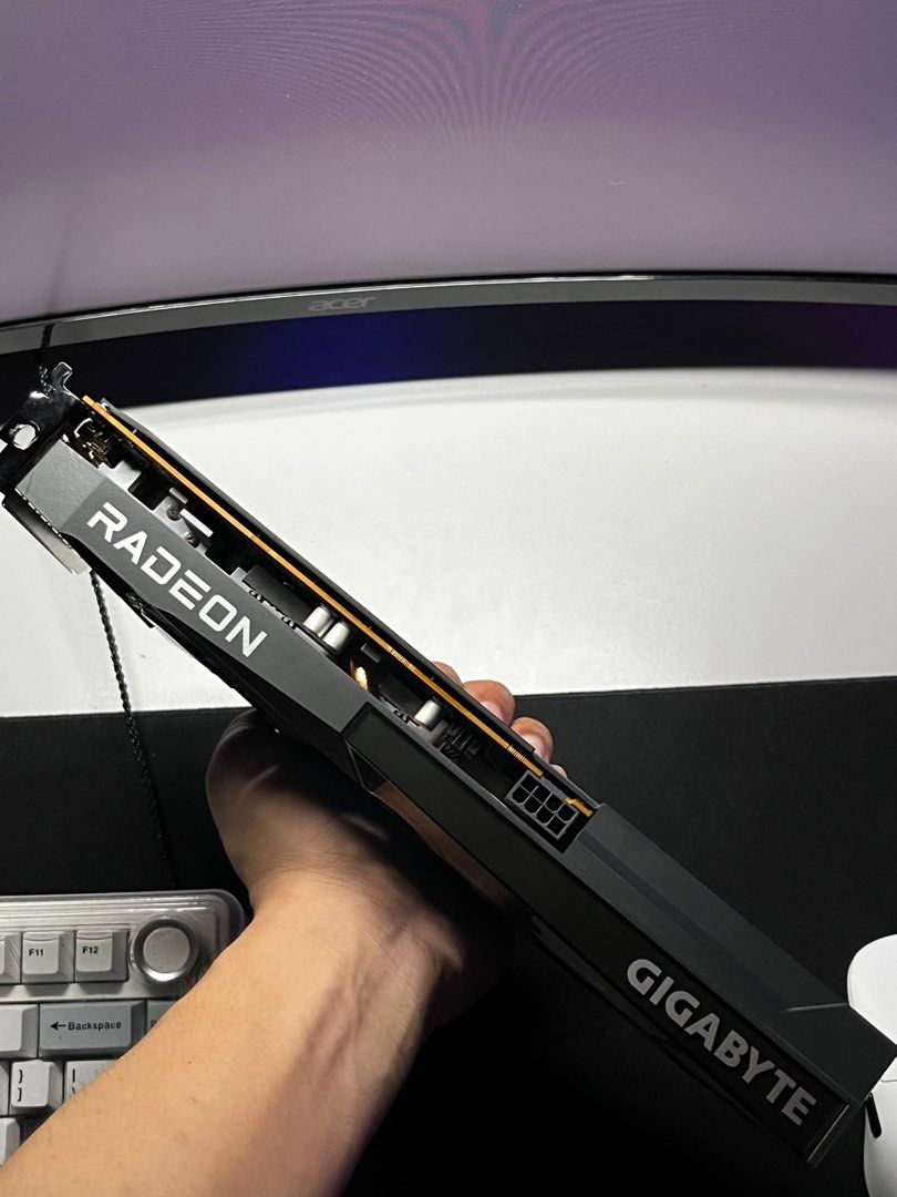 GIGABYTE RX 6600 EAGLE, Computers & Tech, Parts & Accessories, Computer Parts on Carousell