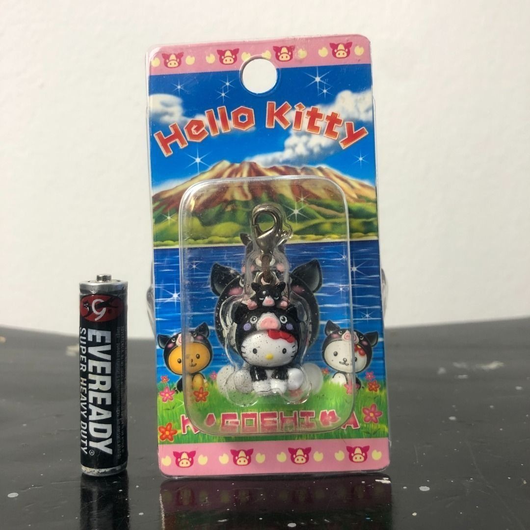 HAPPY END GOTOCHI Hello Kitty Sanrio Zipper Mascot Black Pig Kurobuta ...