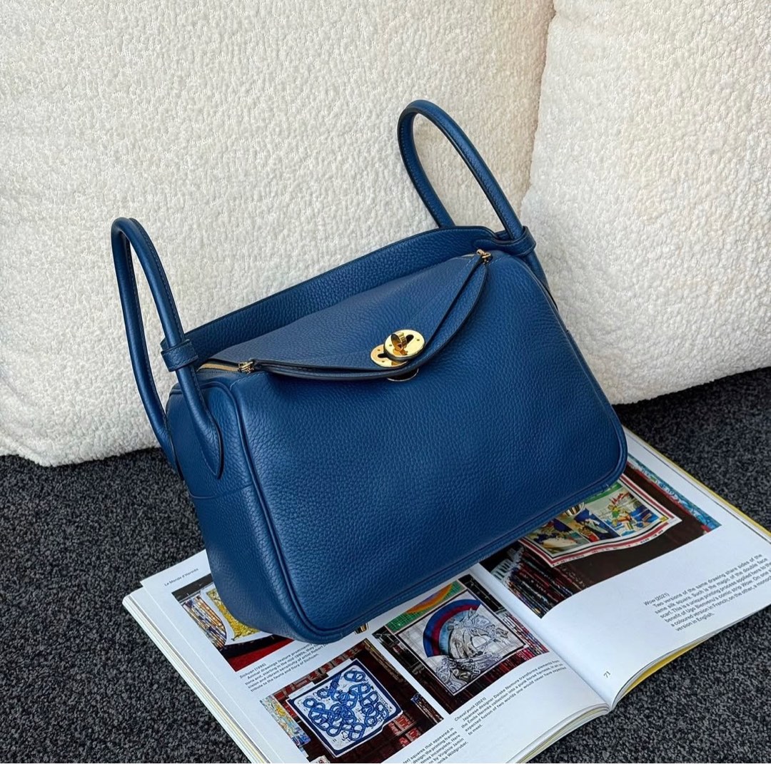 Hermes Lindy 26 Deep Blue Clemence Ghw, Luxury, Bags & Wallets on Carousell