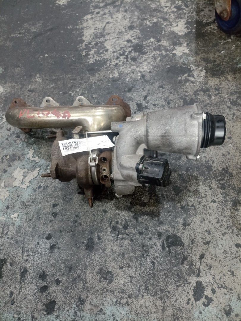 M271 engine turbo, Car Accessories, Accessories on Carousell