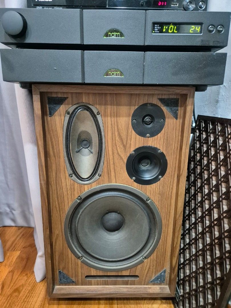 Naim pre and power amplifier, vintage speaker & monster spk cable ...
