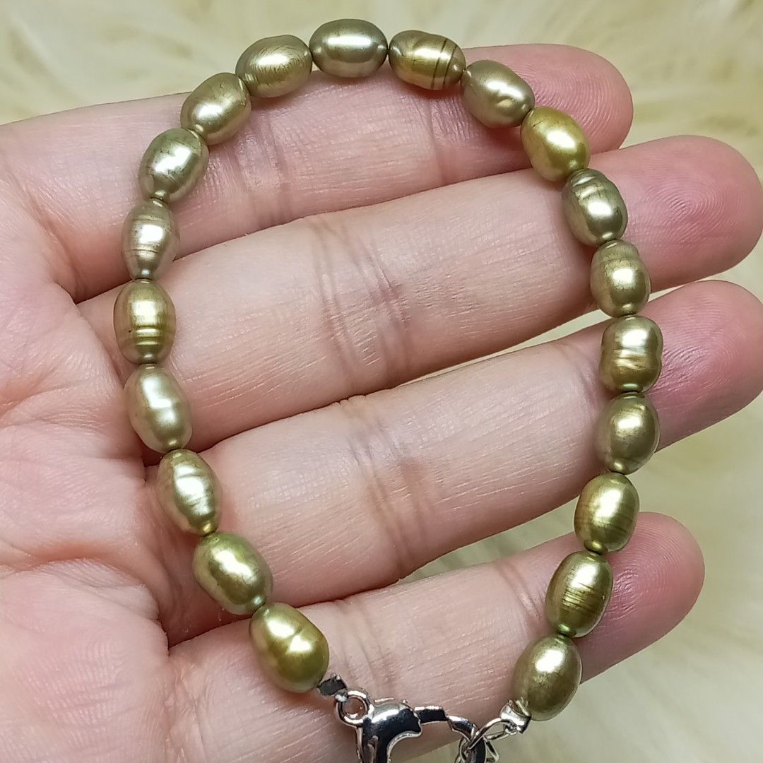 Pistachio Green Sea Rice Pearl Bracelet 🦪 Pearl Size: 6 mm 🦪 Wrist Size ...