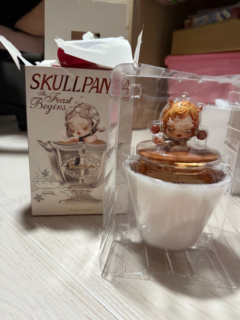 Skullpanda The Feast Begins Series Scented Candle (The Aspic Server), Furniture & Home Living ...