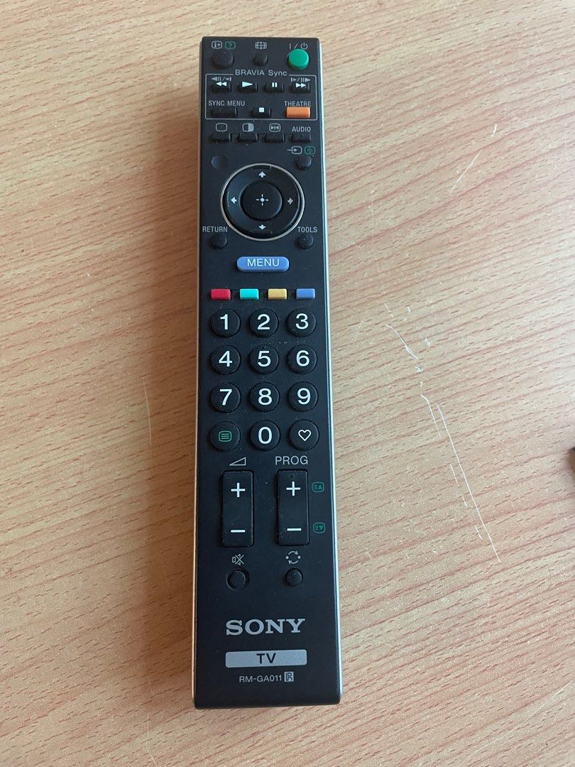 Sony TV Remote Control RM-GA011, 家庭電器, 電視 & 其他娛樂, 電視組件及配件 - Carousell