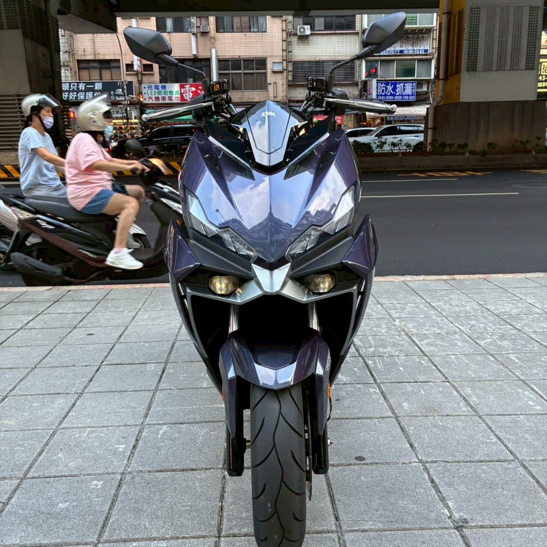 【新北中和店】2025 三陽 DRG 2.0 KEYLESS #0096, 機車, 二手機車在旋轉拍賣