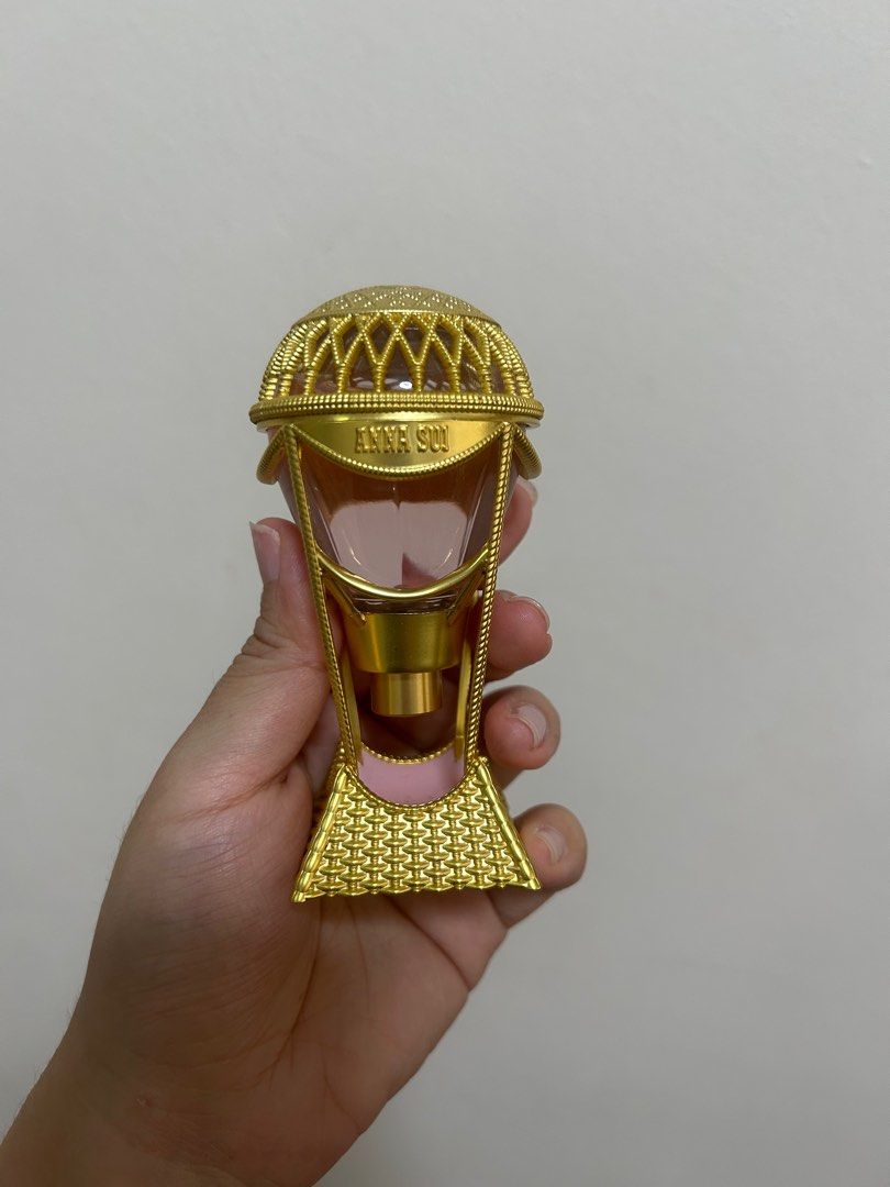 Anna Sui Sky Eau de Toilette, Beauty & Personal Care, Fragrance ...