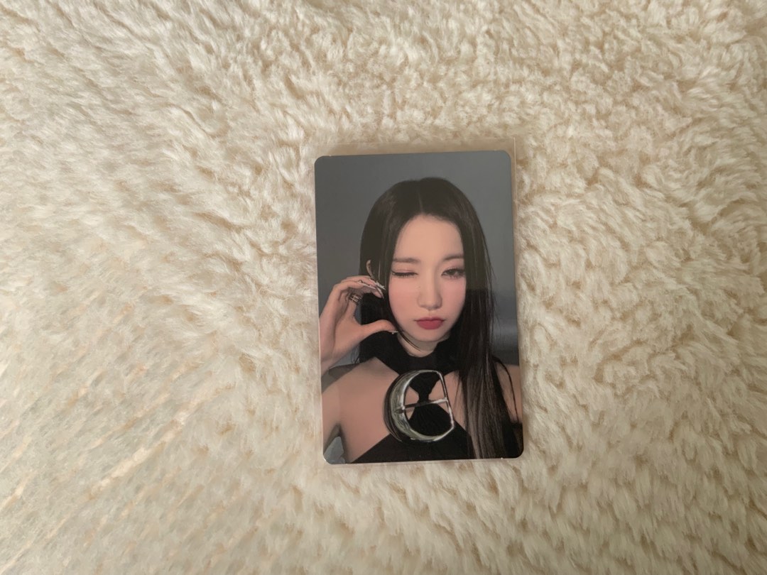 BABYMONSTER FIRST MINI ALBUM OFFICIAL, Hobbies & Toys, Memorabilia ...